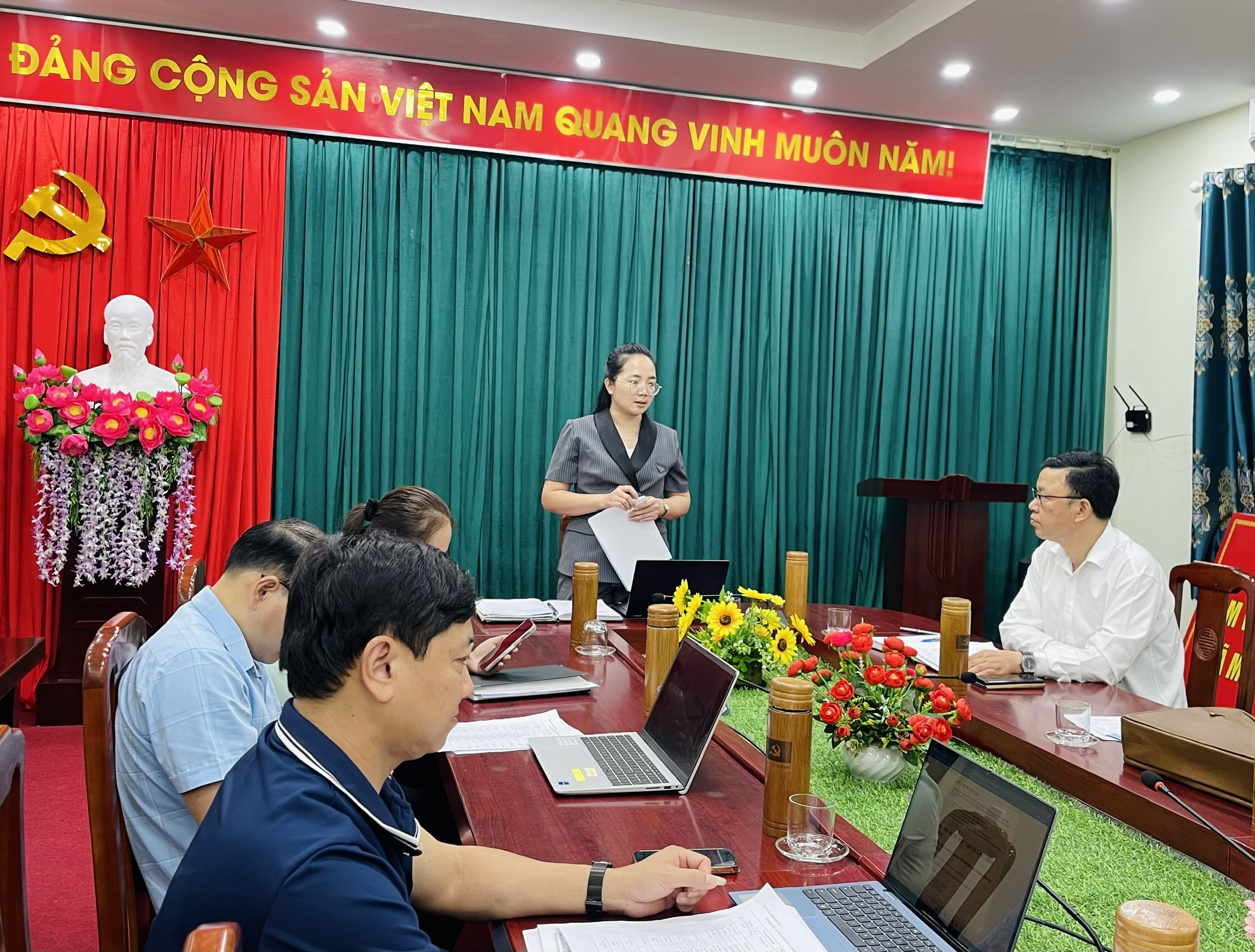 Hội nghị triển khai nhiệm vụ sắp xếp thôn trên địa bàn xã - Xã Minh Quang